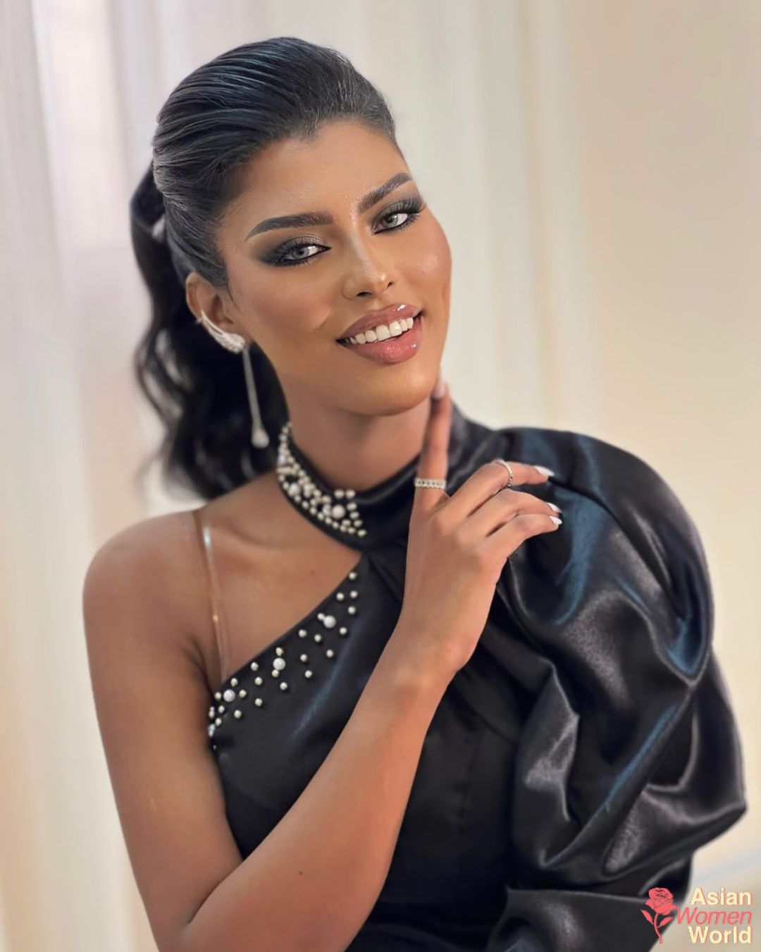 Understanding the Allure of Lovely Saudi Arabian Women